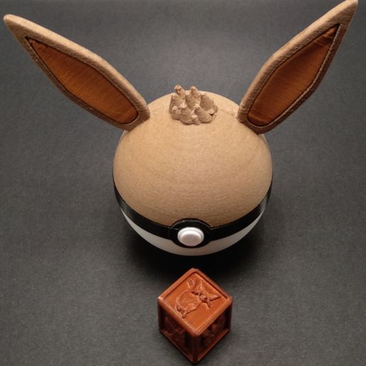 Free STL file Pokeball Eevee 🐉 ・Object to download and to 3D print・Cults