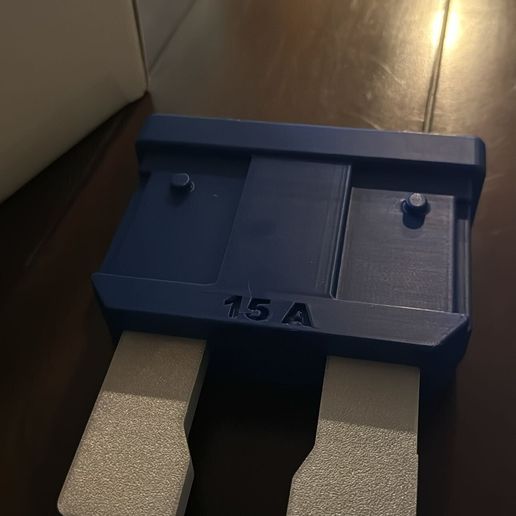 STL file Big 15A Fuse 👽 ・3D printer design to download・Cults