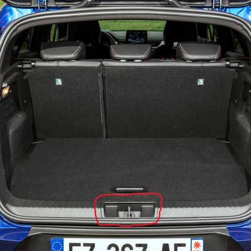 🔒 RENAULT CAPTUR II REAR TRUNK LOCK COVER・ STL File for 3D printing・Cults
