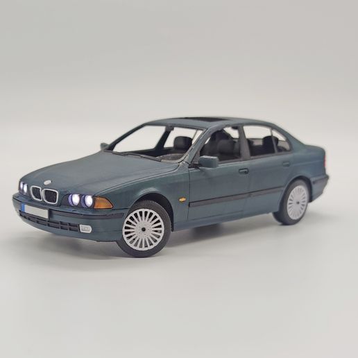 🚗 BMW 530 e39・ 3D File for 3D printing・Cults