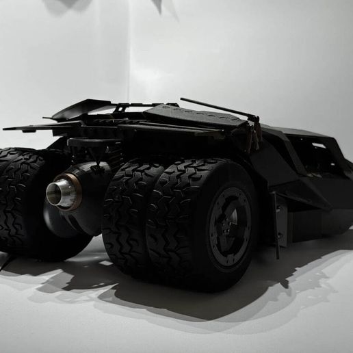 🐁 Batmobile type table mouse・Free STL File for 3D printing・Cults