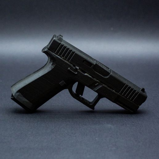 STL file Simple Glock Model 🔫 ・Model to download and 3D print・Cults