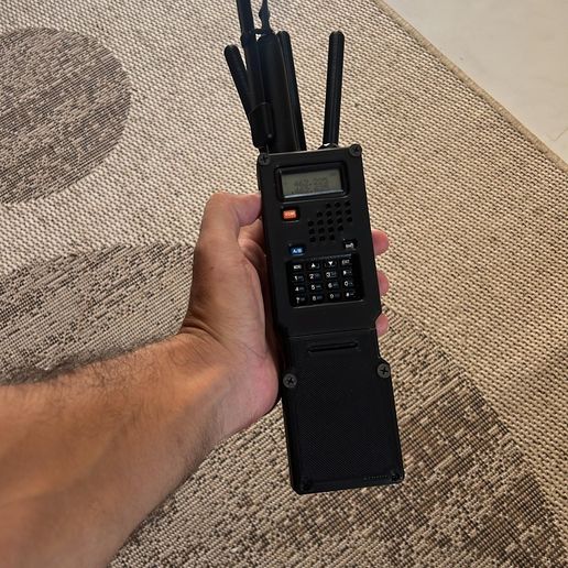 3D printed baofeng uv-5r military radio case • made with ender 3 v3SE・Cults