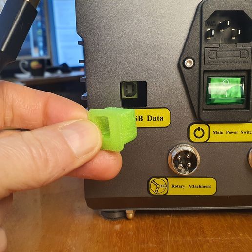 💾 Monport GA60 MOPA Fiber Laser accessories: USB port strain relief ...