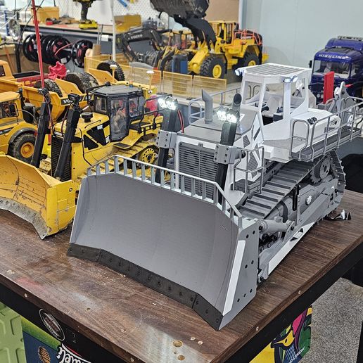 3D printed JBRC 1/14TH SCALE 3D PRINTED LIEBHERR 776 RC DOZER • made ...