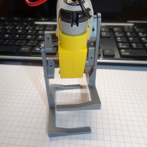 🚶 Walking Robot・Free 3D File for ・Cults