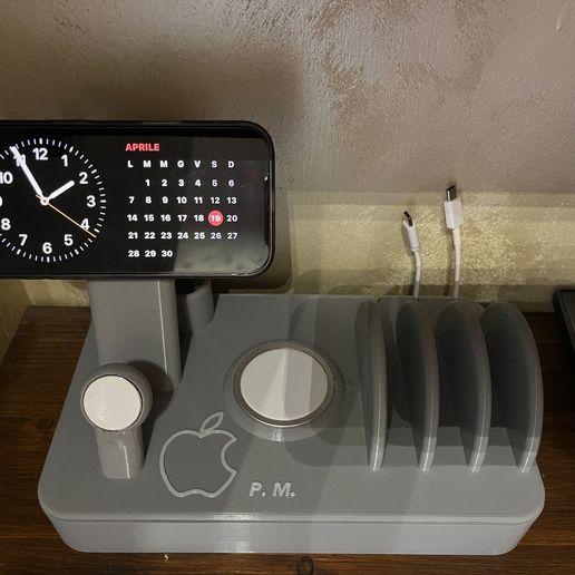 🍎 Apple Family charging station MagSafe・ STL File for 3D printing・Cults