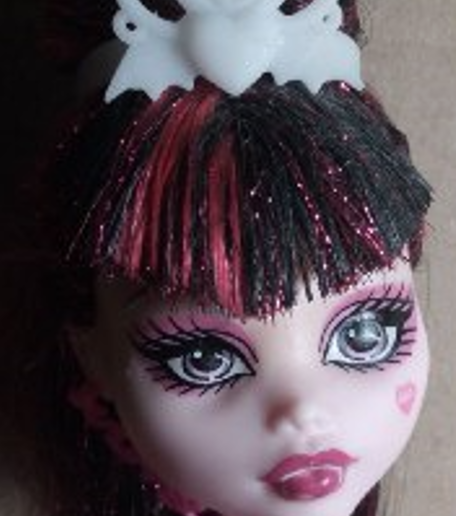 monster high threadarella crown