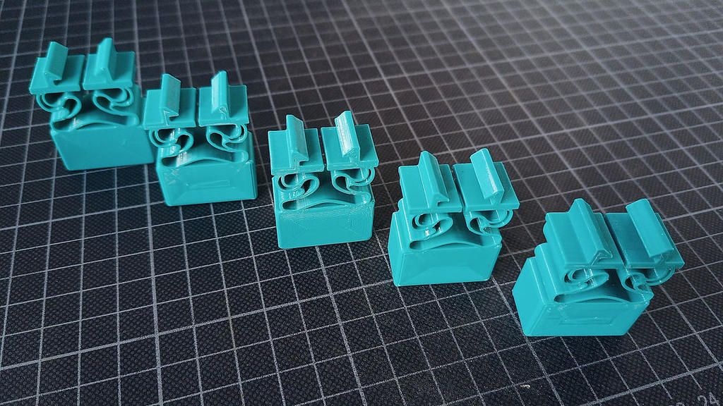 Archivo 3D gratis Springfoot 35mm・Plan de la impresora 3D para descargar・Cults