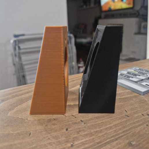 STL file 33MM COIN CASE SPINNING DISPLAY 🪙 ・3D printing model to ...