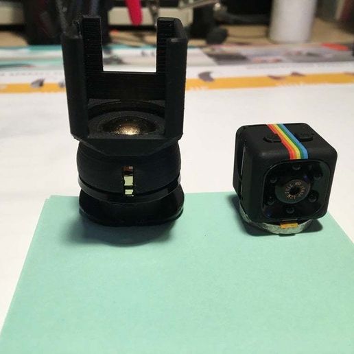 📷 SQ11 mini camera holder・Free STL File for ・Cults