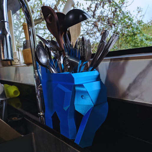 Elephant Shaped Drainer for Cutlery 🦣・ STL File for 3D printing・Cults