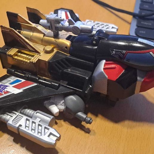 🤖 Transformers G1 Mega Pretenders Thunderwing and Black Shadow Small ...