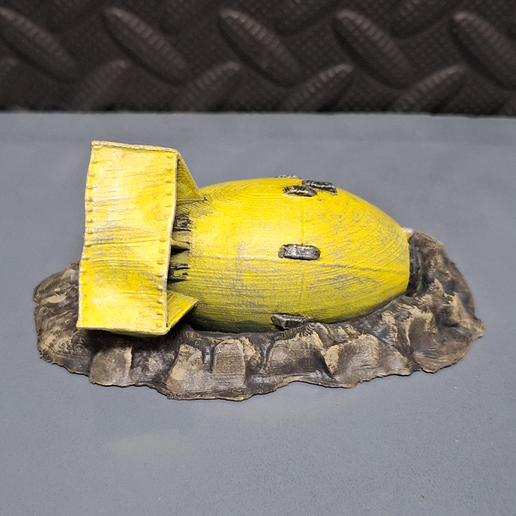 👨 UNEXPLODED FAT MAN NUKE IMPACTS, BATTLE DAMAGE DECOR・ STL File for 3D ...
