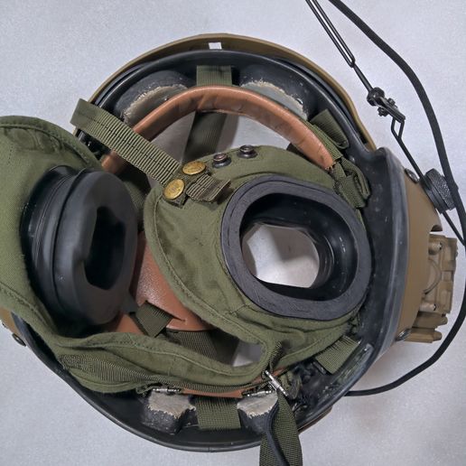 Stl File Uscm Dropship Pilot Helmet Aliens Ferro 3d・3d Printer Design To Download・cults