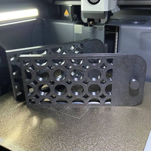 Fichier STL Aquarium Riser Light for Rimless Tank 🪖 ・Design à ...