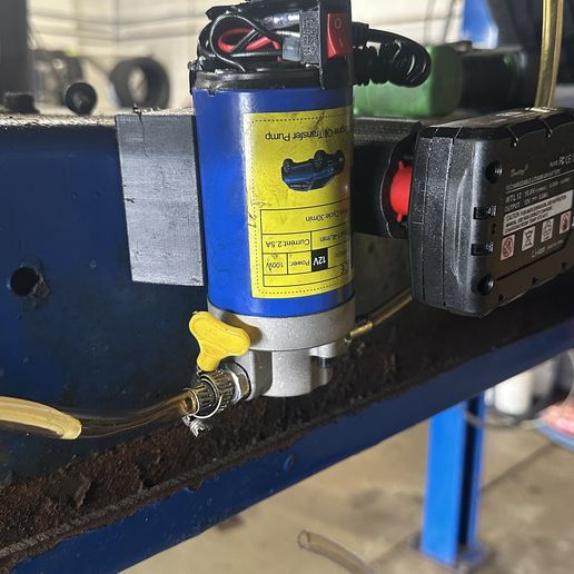 🧲 M12 Transfer Pump magnetic base・ STL File for 3D printing・Cults