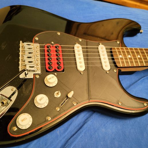 🎵 Stratocaster pickguard HSS・ STL File for 3D printing・Cults