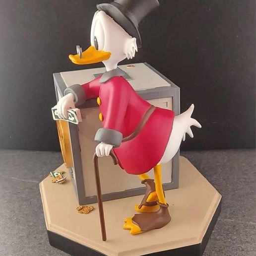 STL file Scrooge Piggy Bank 🏦 ・3D printing design to download・Cults