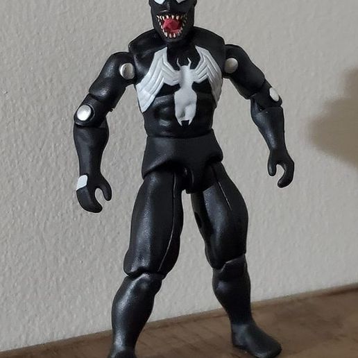🎮 The Symbiote - Retro G.I. Joe Style・3D-Druck・Cults