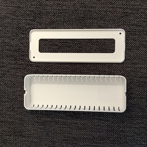 📦 Multi-size wall-mounted snap-fit-lid vented box for wiring and ...