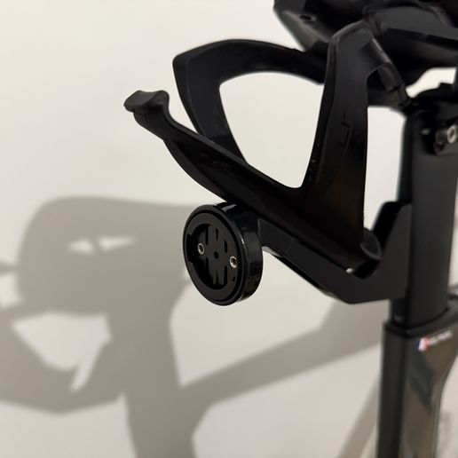 🍾 Garmin mount Speedmax Tri Bottle Holder・ STL File for 3D printing・Cults