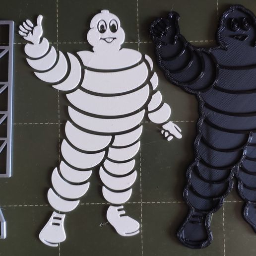 🚗 Michelin bibendum billboard 1/32・ STL File for ・Cults