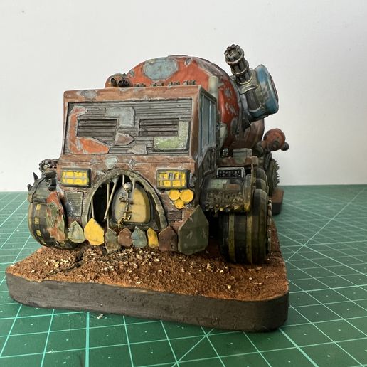 🛢️ Ork oil truck・Free 3D File for 3D printing・Cults