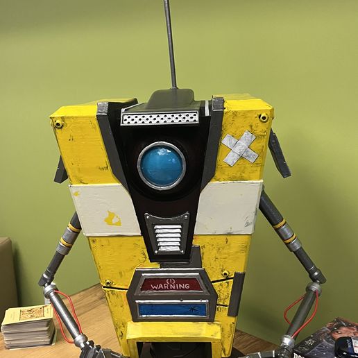 3D print Claptrap from Borderlands! • made with Elegoo Neptune Max 4・Cults