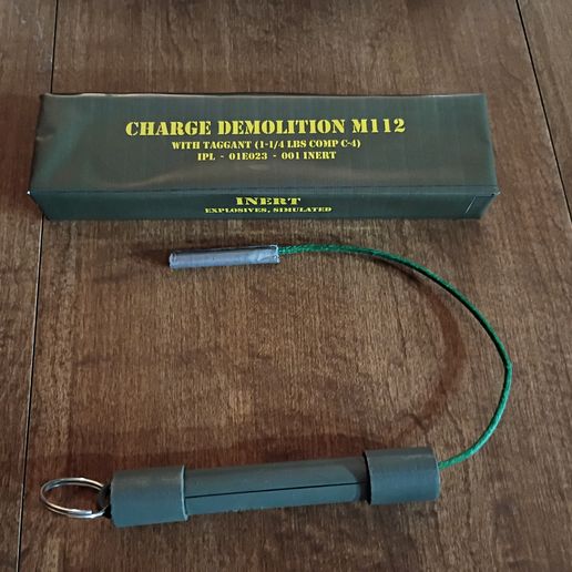🔫 charge demolition m112 (C4) and a m81 ignitor for airsoft・ STL File ...