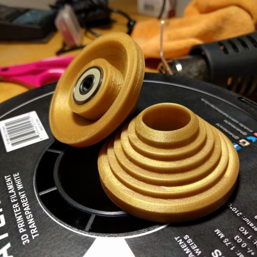 Free 3D file Stepper Style Spool Holders(skateboard bearings) 🔧 ・3D ...