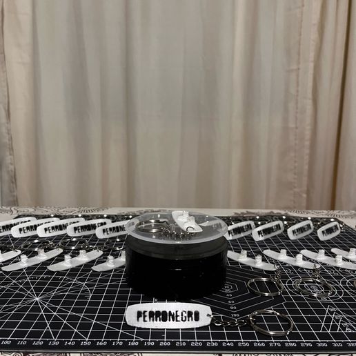 STL file Wakeboard Keychain - Llavero Wakeboard Tabla- Skate wake Skate ...