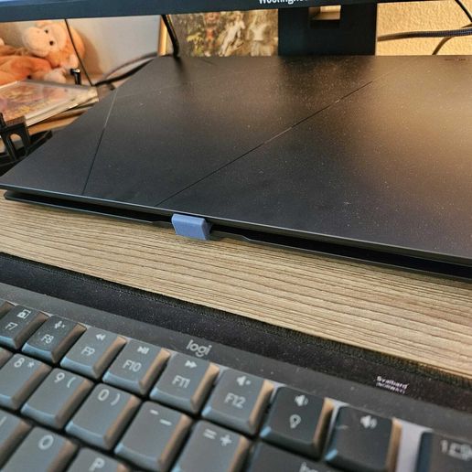 💻 Laptop Lid Spacer For Better Cooling・ STL File for 3D printing・Cults
