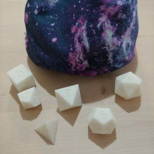 🎲 7 Piece Sharp Edged Dice Set (With and Without Sprues)・Free 3D File ...