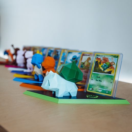 🐉 Pokemon Card Stands・Free 3D File for 3D printing・Cults