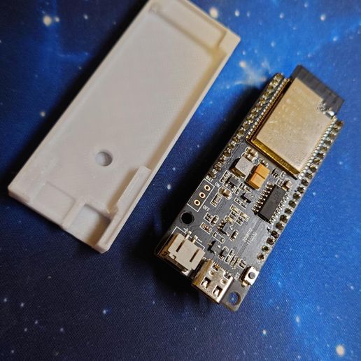 STL file Protective housing for ESP32 WROVER-B USB Type-C 💾 ・3D ...