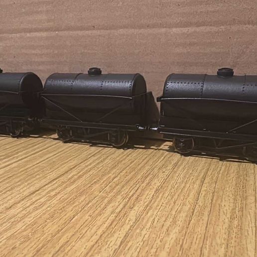 🛢️ OO (1:76) gauge 14 ton oil tanker・ STL File for 3D printing・Cults