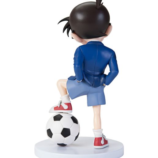 🕵️‍♂️ Figurine of Conan Edogawa (Detective Conan) posing with a soccer ...