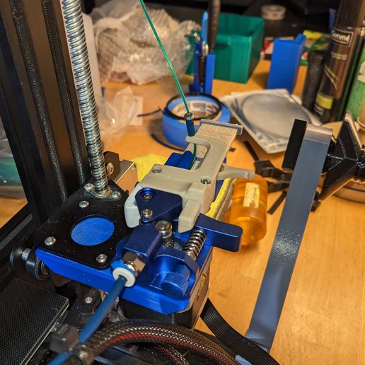 3D printing V1.0 Filament auto loader. Never run out of filament during ...