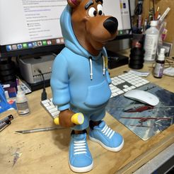 🎨 Scooby – Urban Style STL Figure (Fan Art, 12.5” Tall)・3D Print・Cults