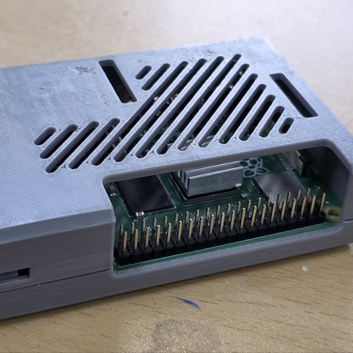 🔌 Raspberry Pi 4 Case・ STL File for 3D printing・Cults