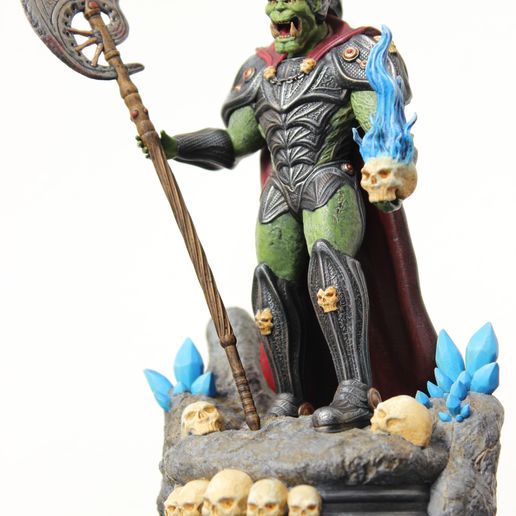 💀 Orc Boss Flaming skull figurine with base・ STL File for ・Cults