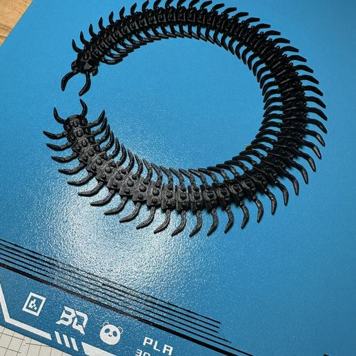 3D print ARTICULATED CENTIPEDE • made with Bambu X1C・Cults