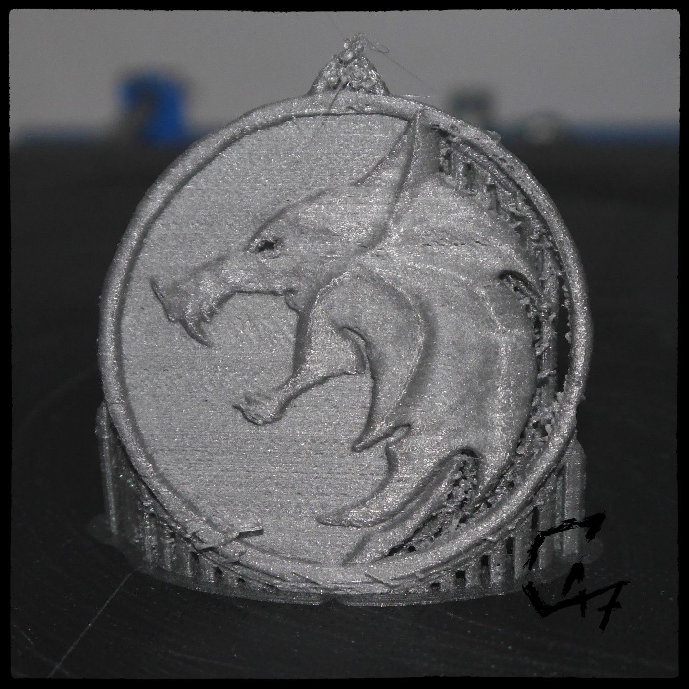 Télécharger le fichier STL gratuit Médaillon du loup du sorcier • Objet pour impression 3D • Cults