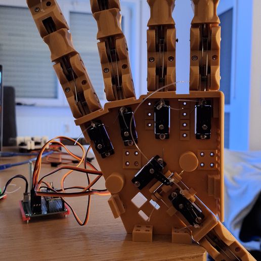 Motorized 3D Printable Robotic Hand - DIY Kit with MG90 Servos・ STL ...