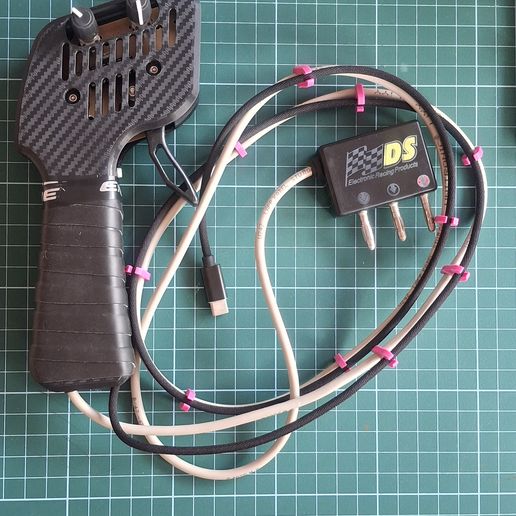 🎲 housing for tic tac V7 controller (spring-loaded trigger)・ STL File ...