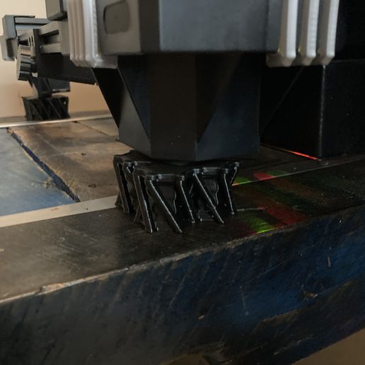 3D print Anti-Wobble 3d Printer Legs. • made with Highly modified ...