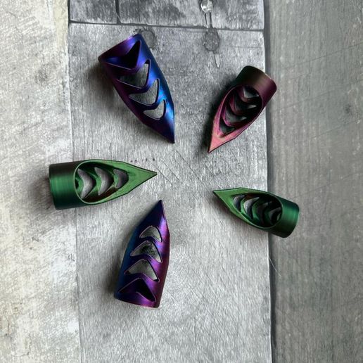 STL file Talon Finger Covers for Sensation Play, Kink, BDSM, Cosplay ...