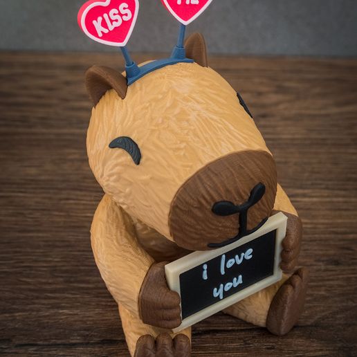 3D file CAPYBARA WITH CHALKBOARD 🎁 ・3D printable model to download・Cults