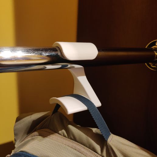 🎒 Backpack Hanger for Closet Rod・Free STL File for 3D printing・Cults